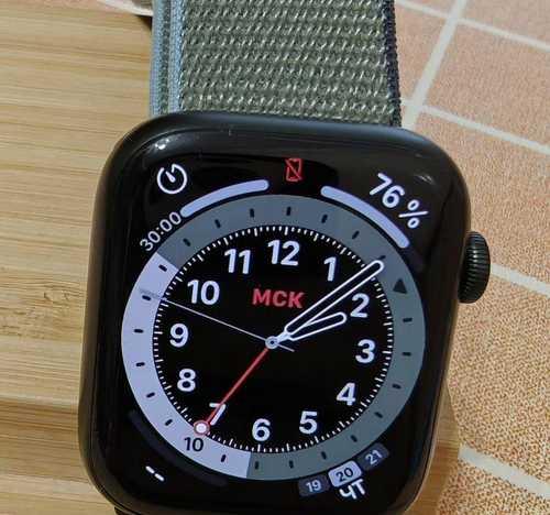 Часы apple Watch 7 45 mm, зеленые. В идеале