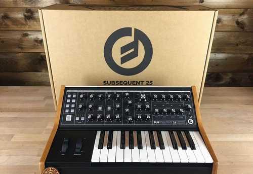 Moog Subsequent 25 синтезатор в наличии