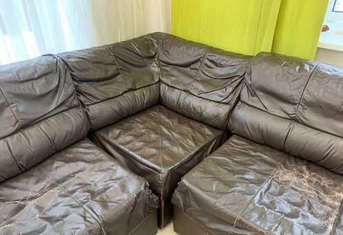 Кожаный диван и 3 кресла
