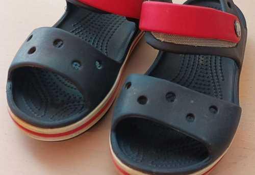 Сандалии crocs c11