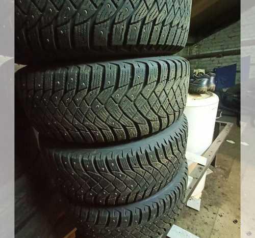 Goodyear UltraGrip Arctic 2 205/55 R16