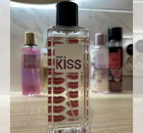 Victoria secret just a kiss парфюмерный мист