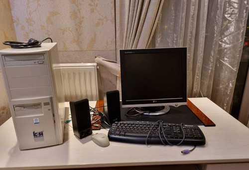 Компьютер процессор с монитором и колонками