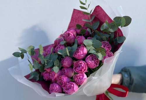 Букет цветов «Вивьен» (пионовидная кустовая роза)