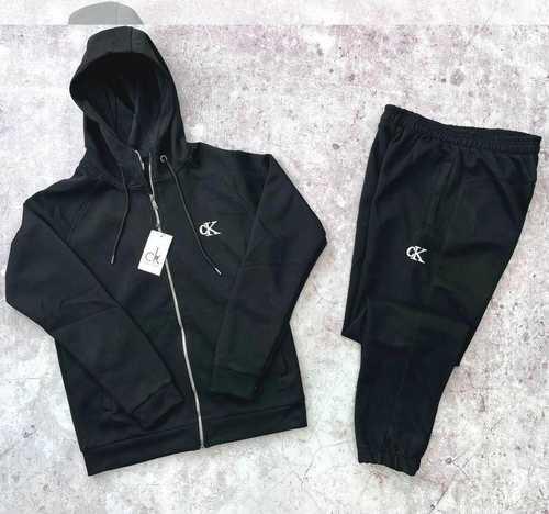 Спортивные костюмы Calvin Klein