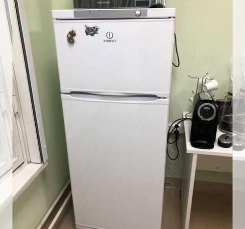 Холодильник Indesit 150 см (доставка )