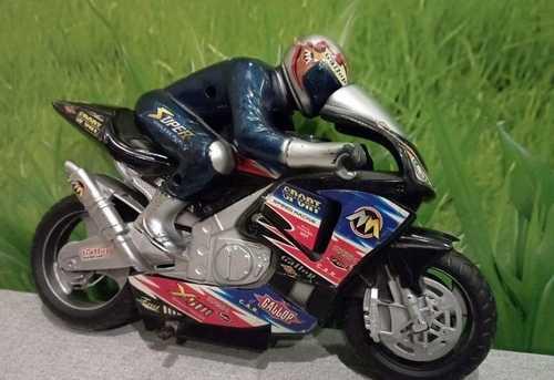 Мотоциклист редкая коллекционная игрушка 90-х 90-е