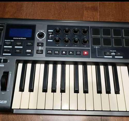 Midi клавиатура Novation Impulse 25