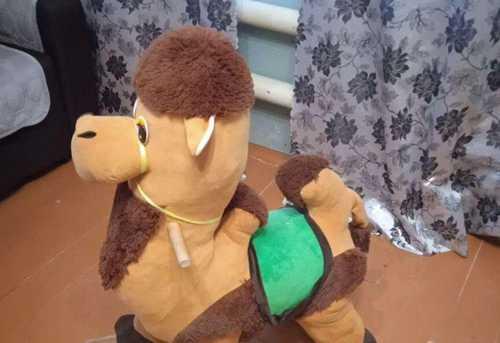 Детская игрушка качалка лошадка