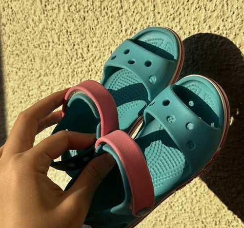 Сандалии crocs c9