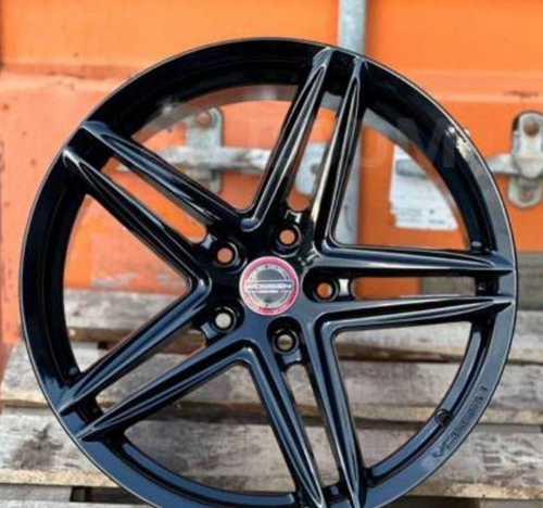 Новые диски R18" 5x114.3 Vossen