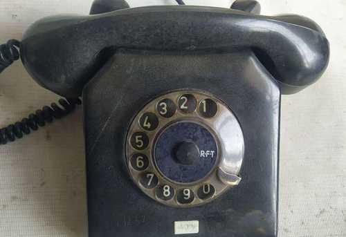Старинный телефон DDR