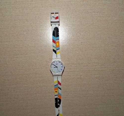 Часы swatch женские
