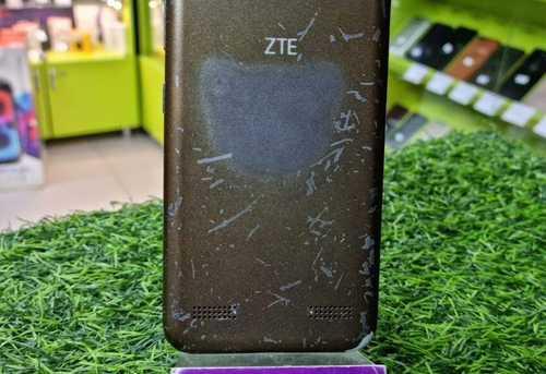 ZTE Blade A520, 2/16 ГБ