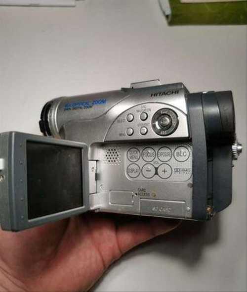 DVD видеокамера Hitachi