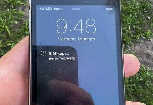 Телефон iPhone 4s