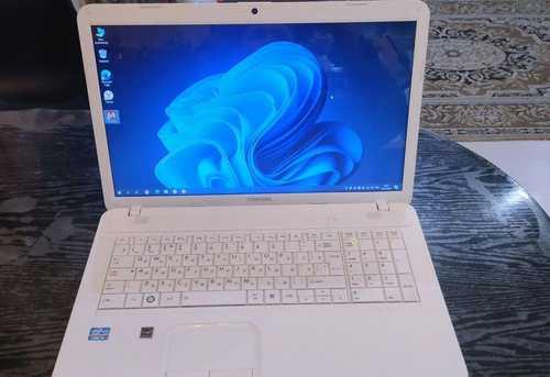 Ноутбук Toshiba 17"