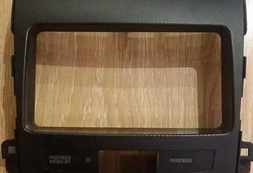 Рамка магнитолы для mitsubishi outlander XL