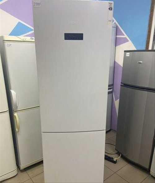 Холодильник Haier CFD633CW