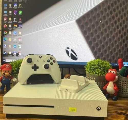 Xbox one s 1 TB + 400 ирг