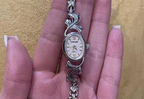 Часы женские серебро мактайм