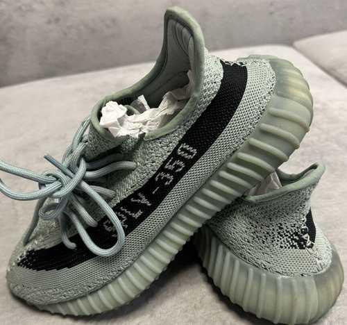 Кроссовки adidas yeezy boost 350 v2