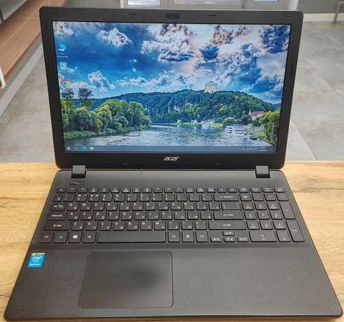 Acer, Intel 3540, 4 ядра, 256ssd