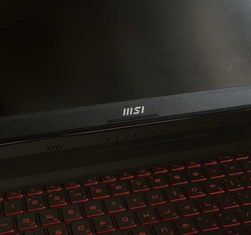 Почти новый игровой MSI Katana GF76   бонус Crown