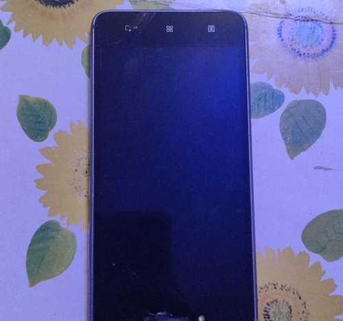 Lenovo Sisley S90, 2/32 ГБ