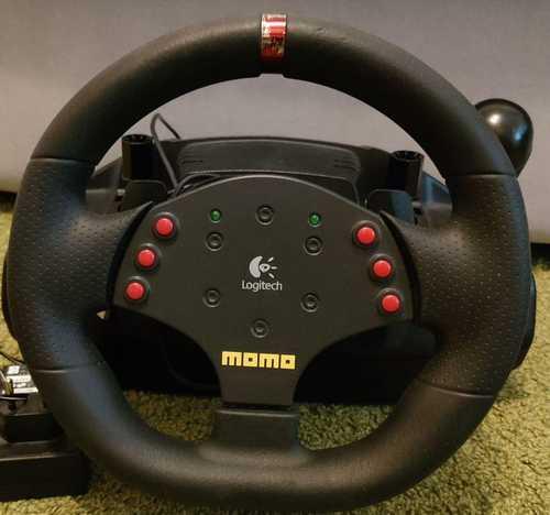 Logitech momo racing