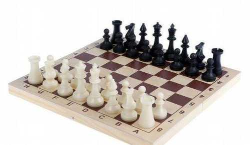 Шахматы обиходные в деревянной доске