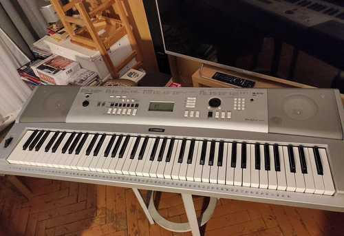 Синтезатор Yamaha DGX-230