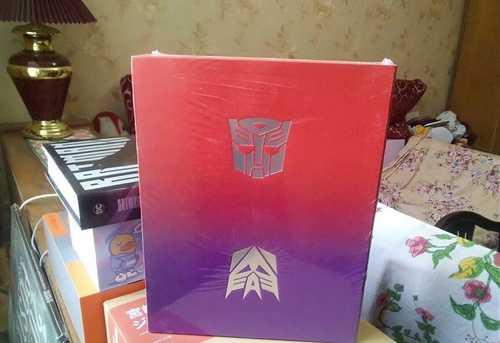 Артбук Transformers History Deluxe Edition