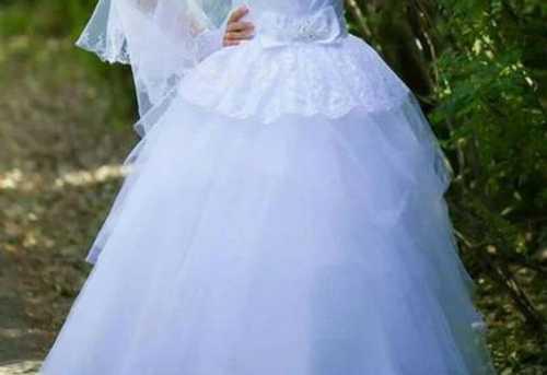 Свадебное платье 40-42 бу айвори