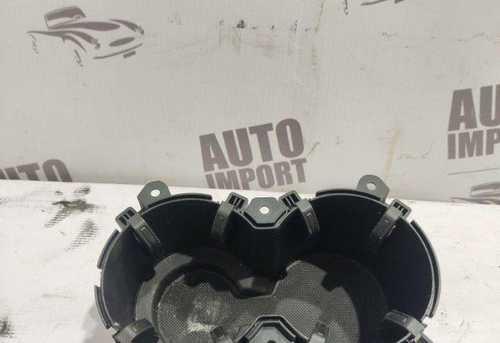 Подстаканник Audi Sq5 8R cvuc 2015