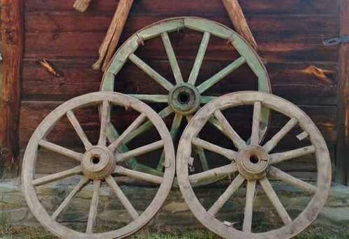 Колесо деревянное от телеги старинное