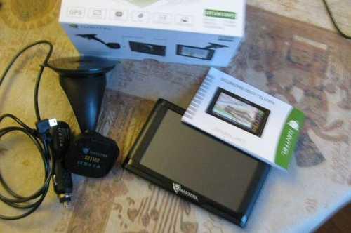 Автомобильный навигатор navitel E500
