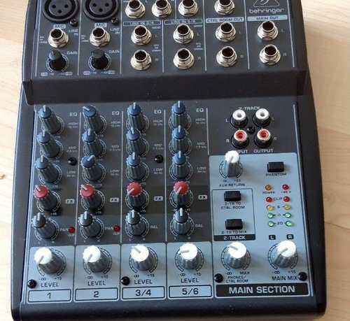 Микшерный пульт behringer xenyx 802