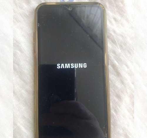 Samsung Galaxy A01, 2/16 ГБ