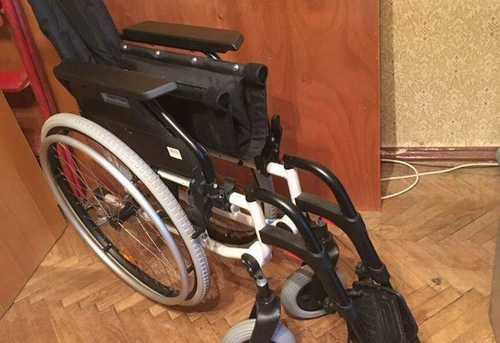 Инвалидная коляска Dietz Caneo E