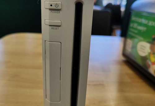 Приставка Nintendo Wii RVL- 001 EUR