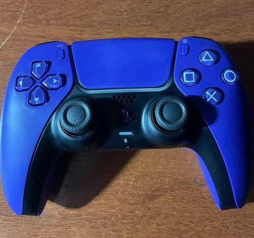 Геймпад Sony Dualshock 4 в корпусе DualSense