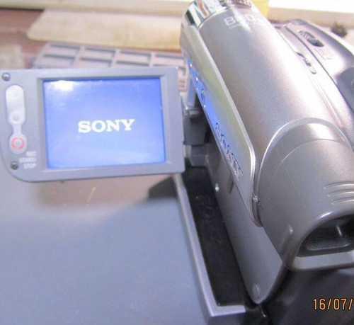 Видеокамера MiniDV Sony DCR-HC35E неисправная