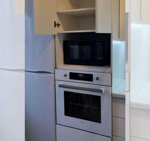 Продам шкаф для духовки и микроволновки