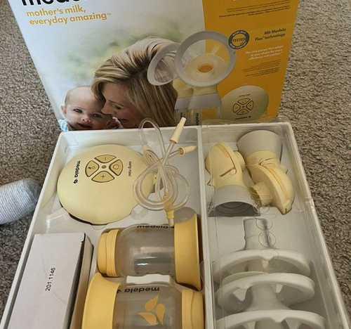 Двойной Молокоотсос Medela Maxi Flex