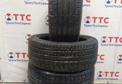 Triangle TH201 235/45 R18
