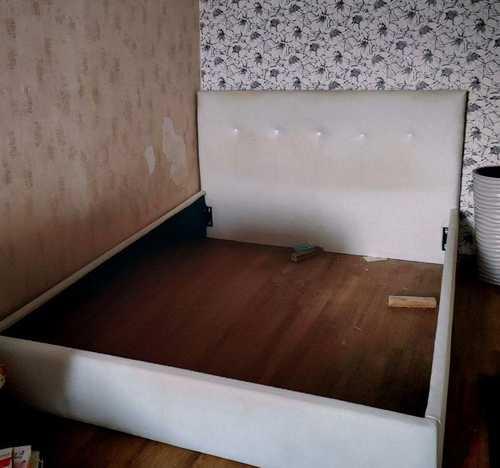 Кровать двуспальная 160х200 бу