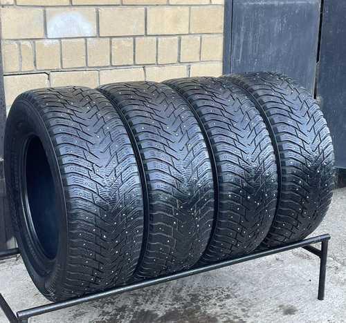 Nokian Tyres Hakkapeliitta 8 SUV 285/60 R18 116T