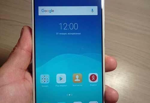 Телефон ZTE Blade V8