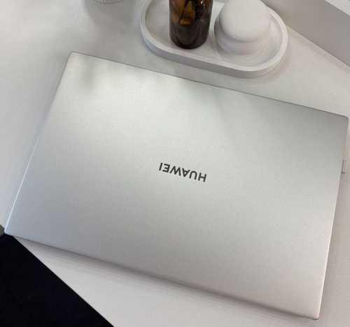 Ноутбук Huawei MateBook D14